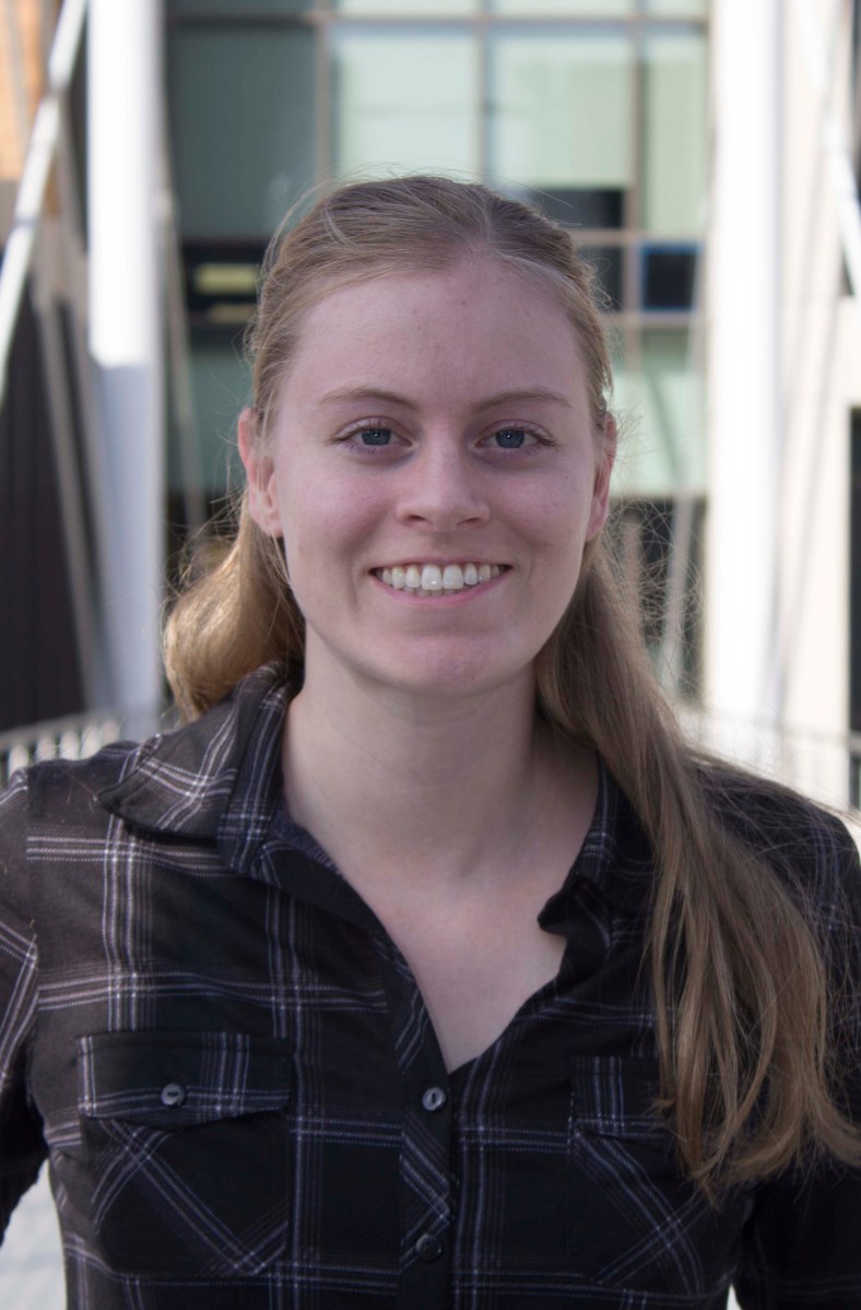 Sarah Price – Biologist & programmer